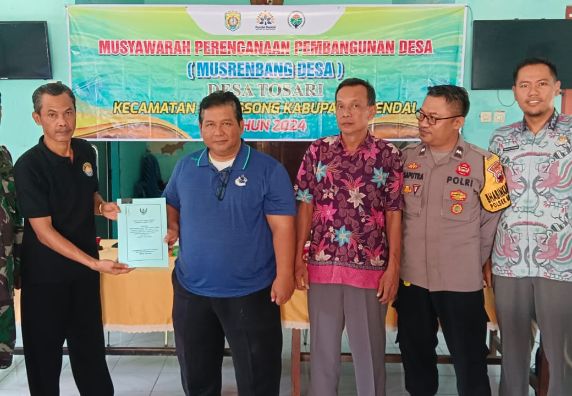 MUSRENBANGDES RKP Desa 2025, PENETAPAN RPJMDes DAN MUSYAWARAH USULAN DU ...