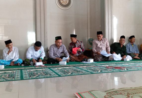 HAUL MASSAL DAN AKHIRUSSANAH MUSHOLLA AL HIKMAH DERMANI TENGAH