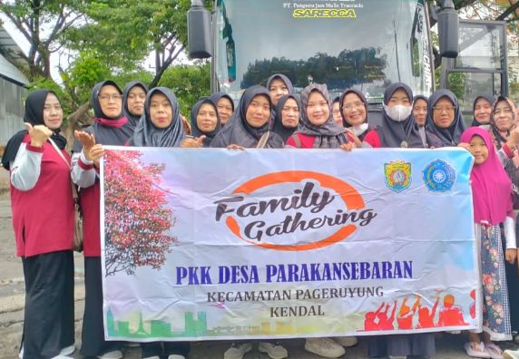 PKK Desa Parakan Sebaran study Tour ke Omah HerBorist Semarang