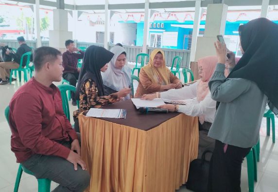 PEMBUATAN AKTA NOTARIS DAN PEMBUKAAN REKENING BANK UNTUK PENDIRIAN ...